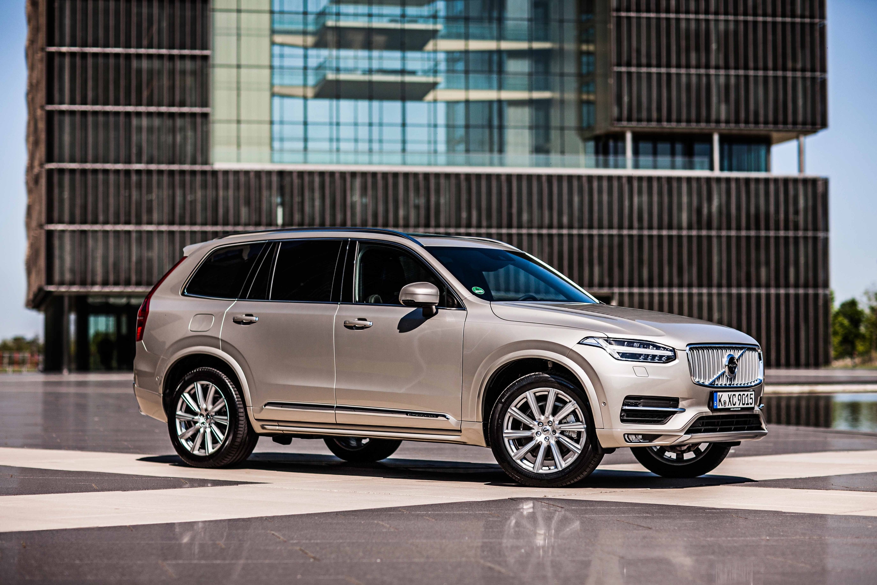 NEWS // Claudia Helming for Volvo Car XC90 – Boris Breuer Fotografie